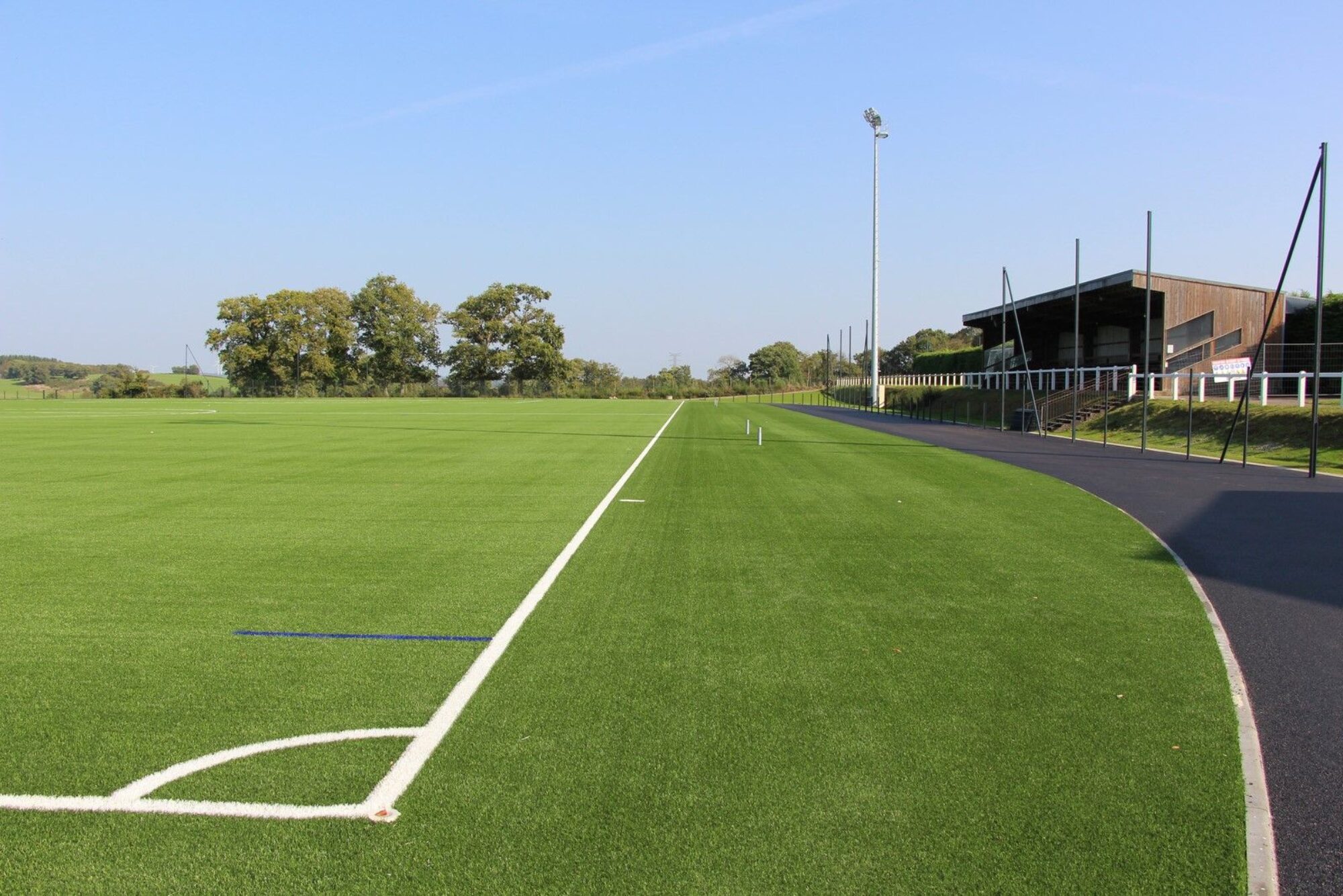 Découverte du terrain synthétique de Guer - Mairie de Guer (56)