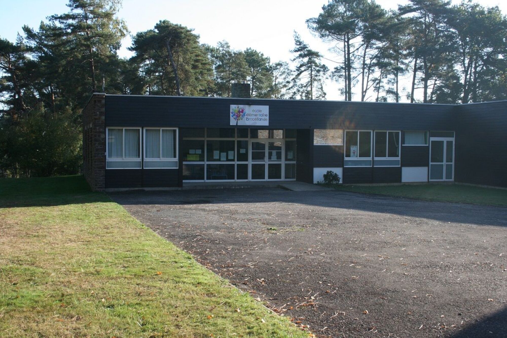 Ecole primaire publique Brocéliande - Mairie de Guer (56)